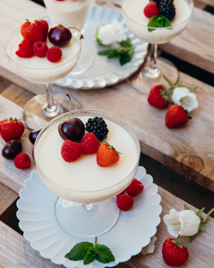 Panna cotta aux fruits rouges - La Tavola di Gaël